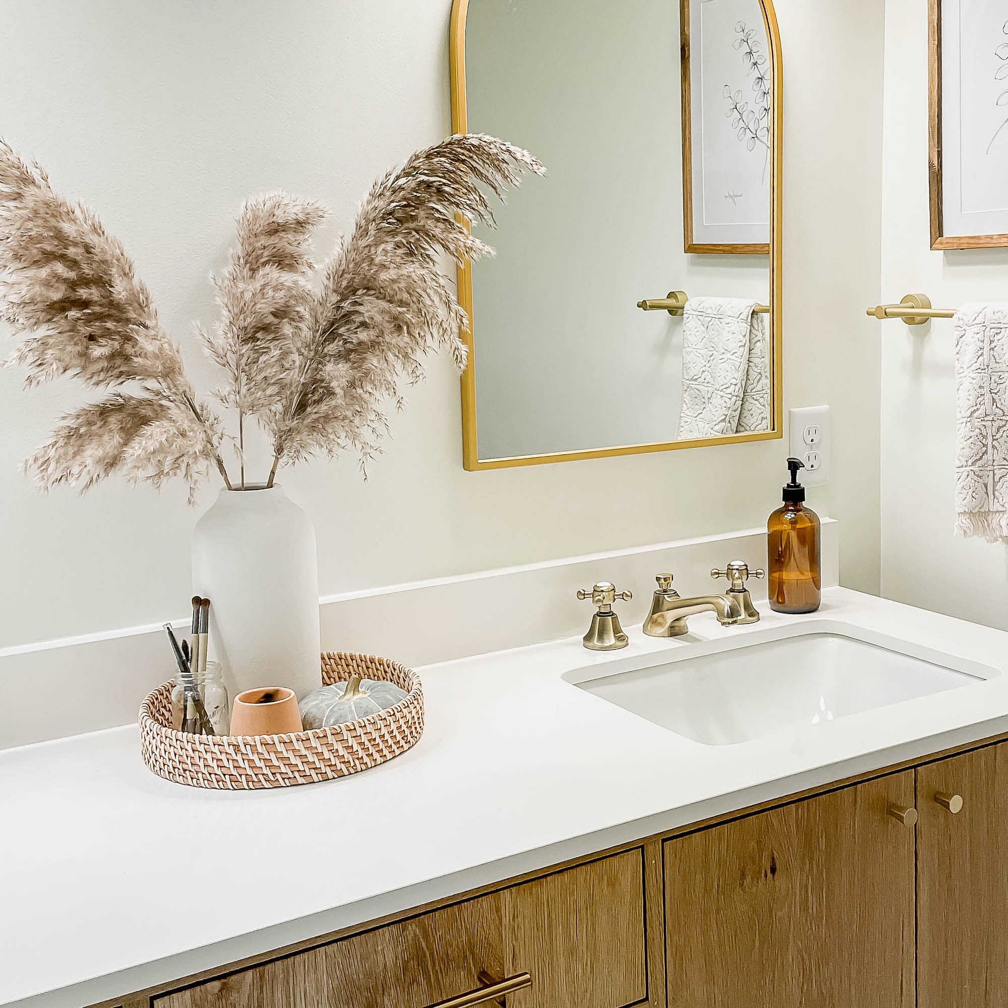 Mother of Pearl Inlay Rattan Wicker Tray Set Of 2 - Artera Home