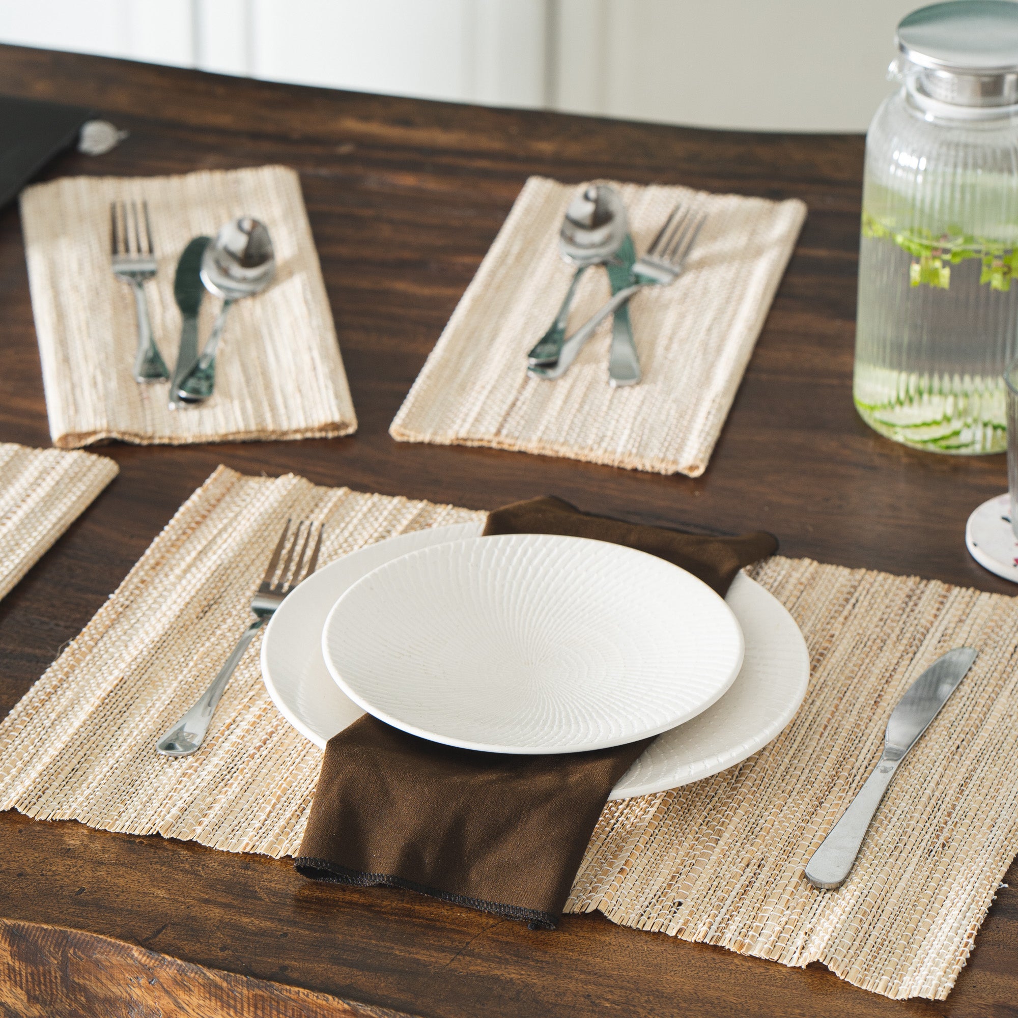 Neutral Rectangular Seagrass Woven Placemat Set of 6 - Artera Home